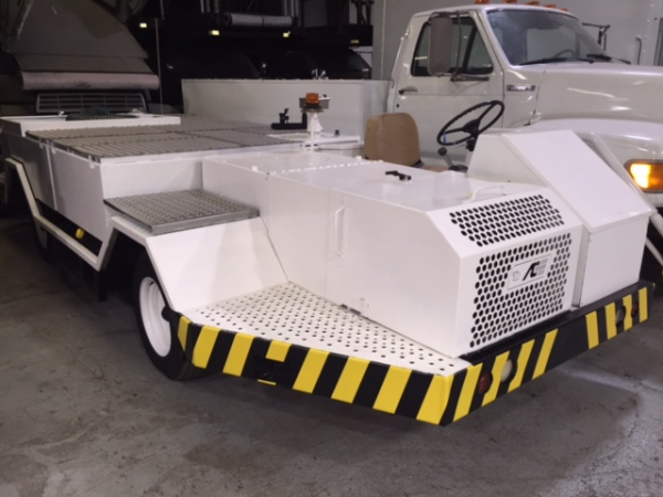 Global GSE - TLD 1410 Aircraft Lavatory Service Truck