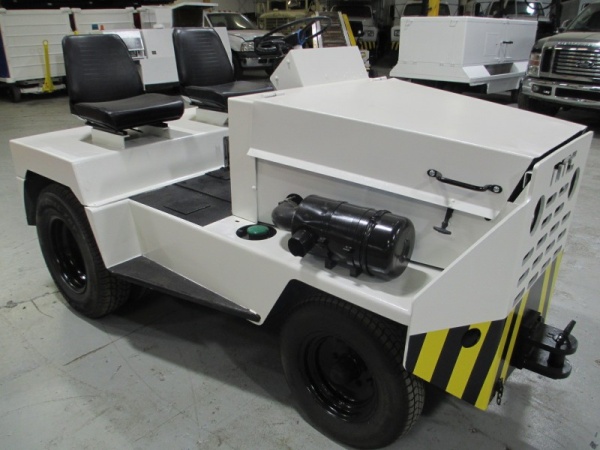 Global GSE - NMC-Wollard Model 60, A/S32A-30A Diesel Aircraft Tug/ Baggag