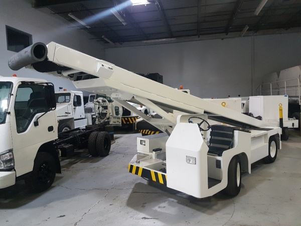 Global GSE - Charlatte CBL- 2000E Electric Aircraft Belt Loader For Sale