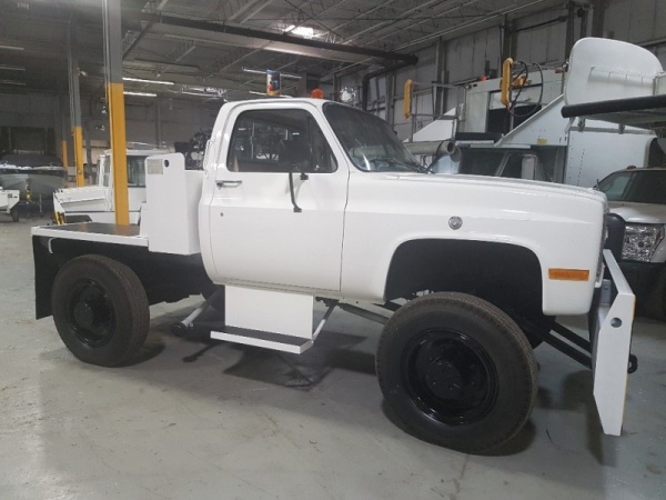 Global GSE - Eagle MB-4 Bobtail Aircraft Tug/ Pushback Tractor