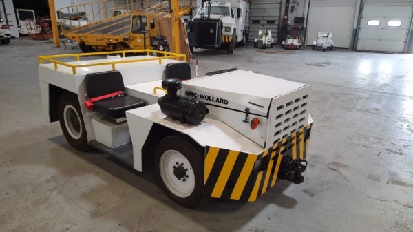 Global GSE - NMC-Wollard Model 140-12 Aircraft Tug Pushback