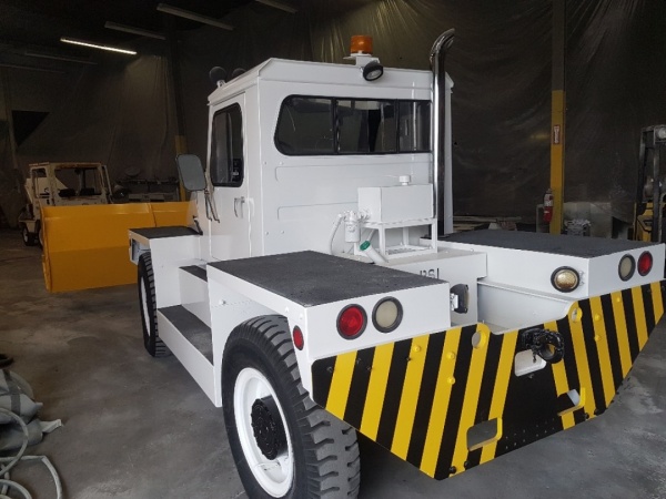 Global GSE - PSI MB-4 Aircraft Tug/ Snow Plow Truck
