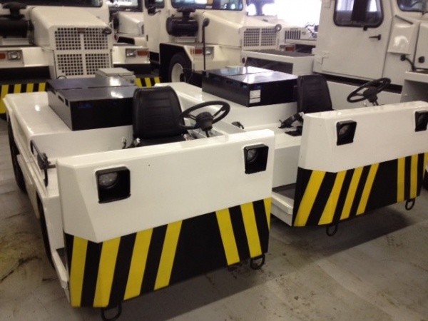 Global GSE - Tug M3A-35 Electric Light Aircraft Tug/ Baggage Tractor